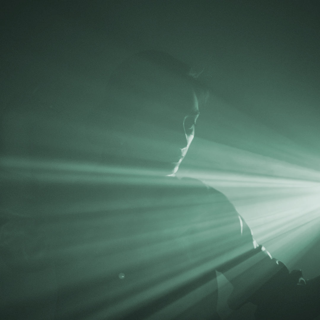 Benefits of blocking the light streaming through the top of a roller b ...