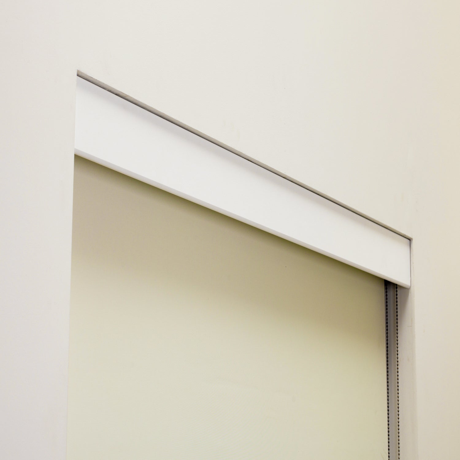 White Paintable Flat Pelmet for Roller Blinds – COV-A-BLIND Ltd